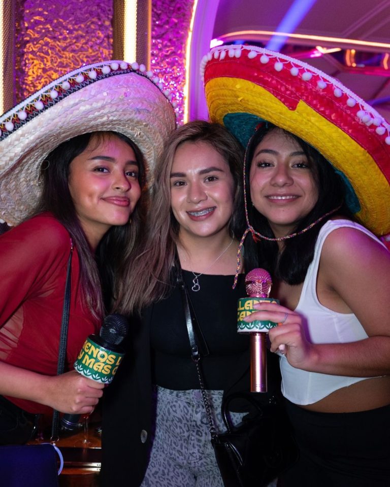 @SINGERS - The Show Singstar 🎙️